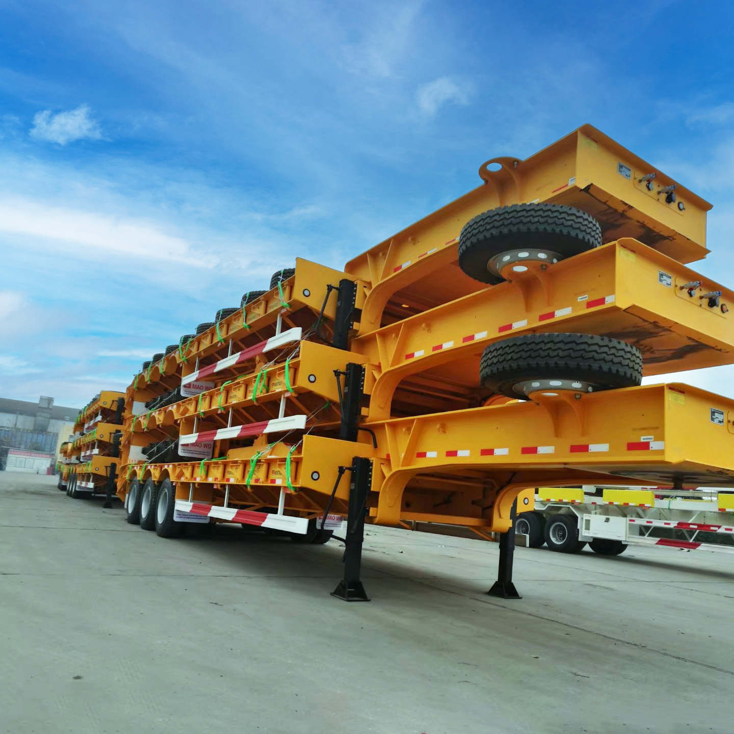 60T Capacity with 3 Axles Fixed Gooseneck FGN Low Bed Trailer with 8m ...