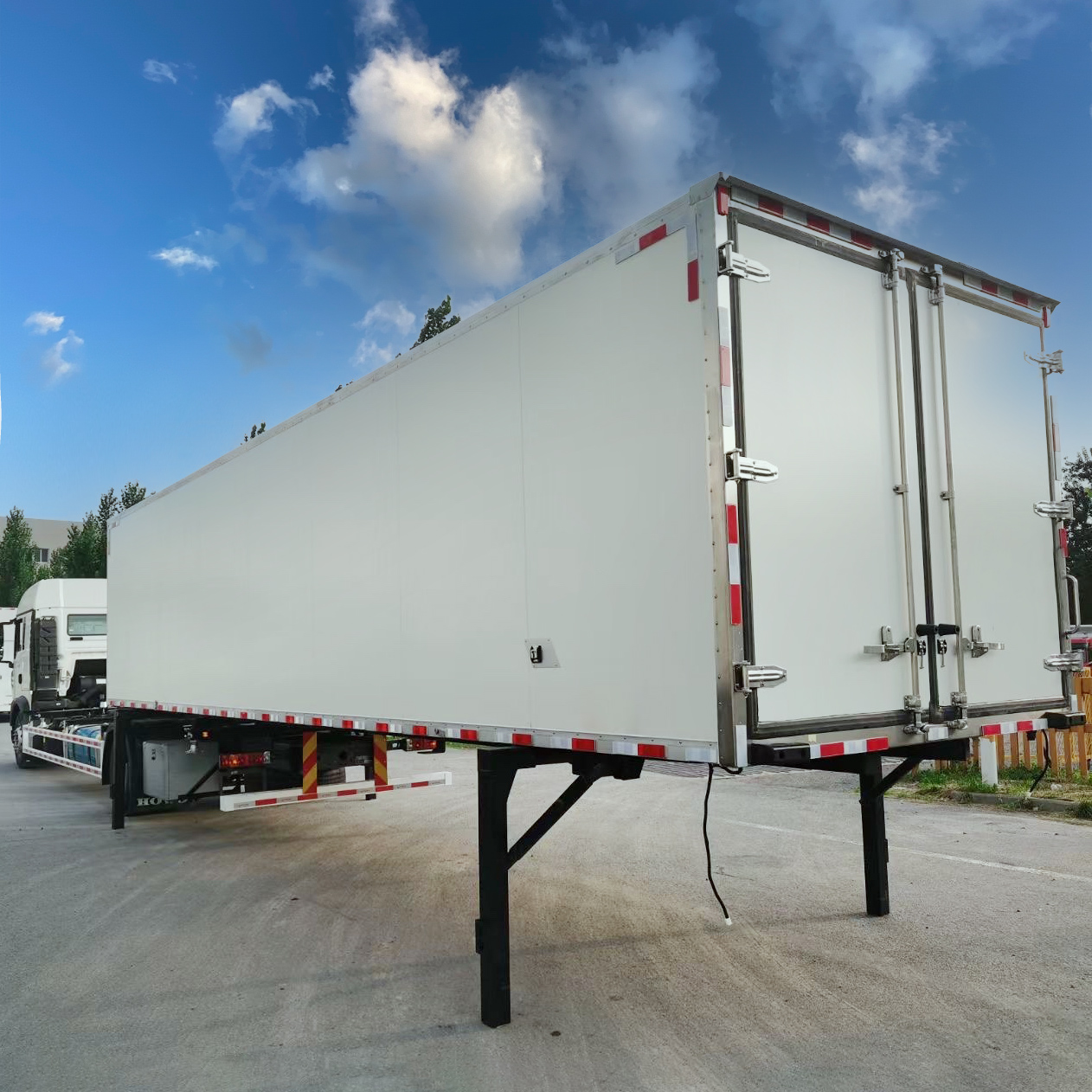 Insulated And Refrigeration Swap Box - Buy Refrigeration Truck Body ...